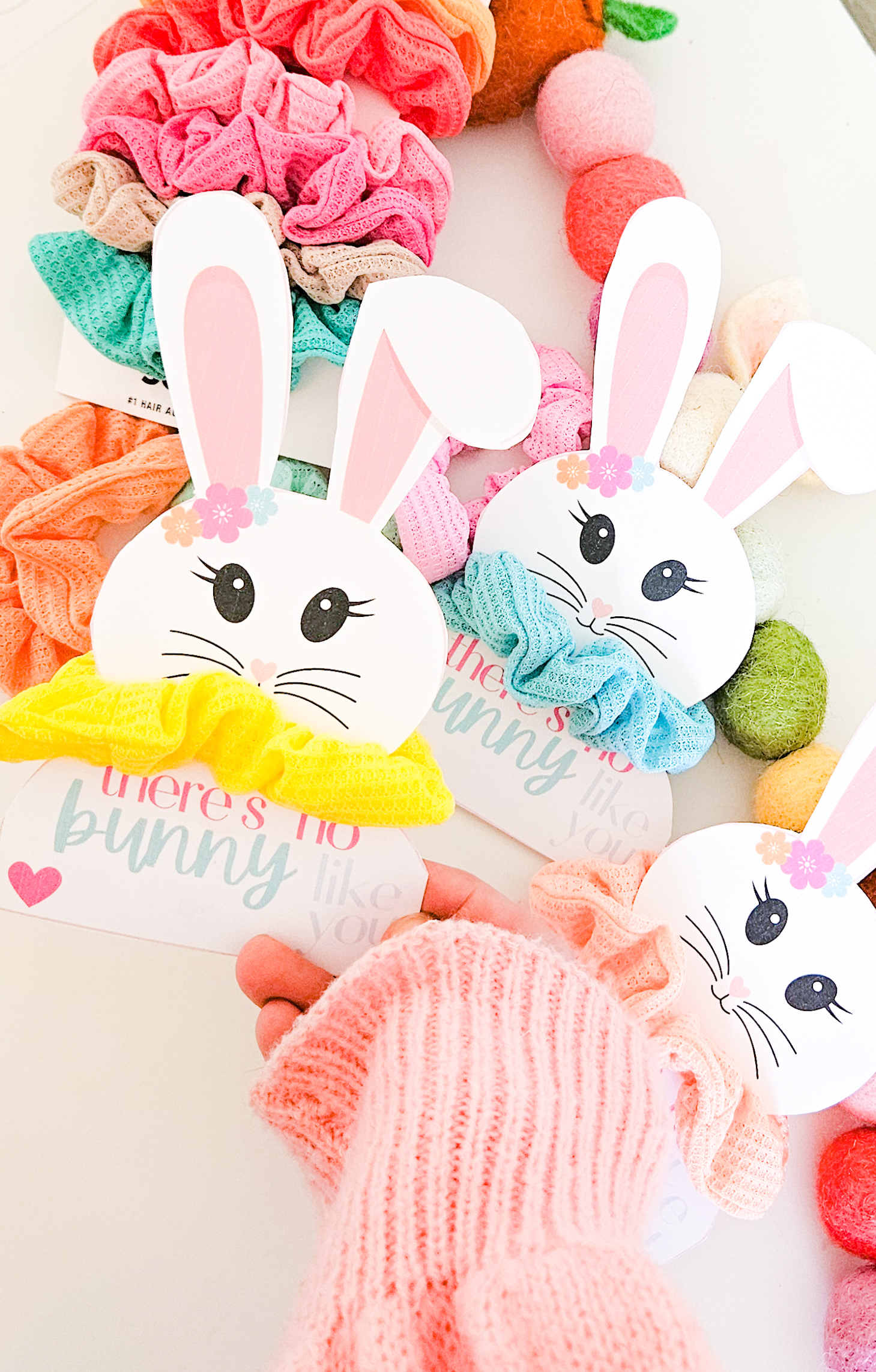 Elf Door 5 minute Ideas – Ashley McLaughlin | Let's Make Holiday Magic